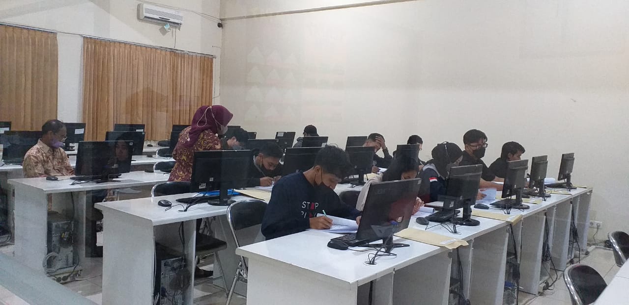 PELAKSANAAN UJI SERTIFIKASI KOMPETENSI JUNIOR WEB DEVELOPER (PERIODE ...
